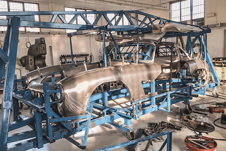 HK-ENGINEERING - MB 300 SL | CLASSIC-PORTAL.com