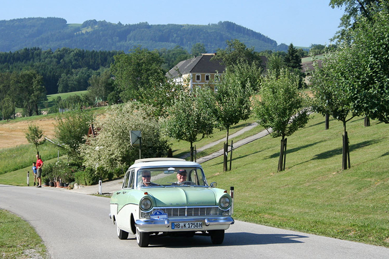 Geführte Oldtimer Reisen in Europa | CLASSIC PORTAL